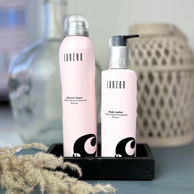 Een lekkere Chantal Janzen bodylotion en body foam Janzen &C | Verrasjelief